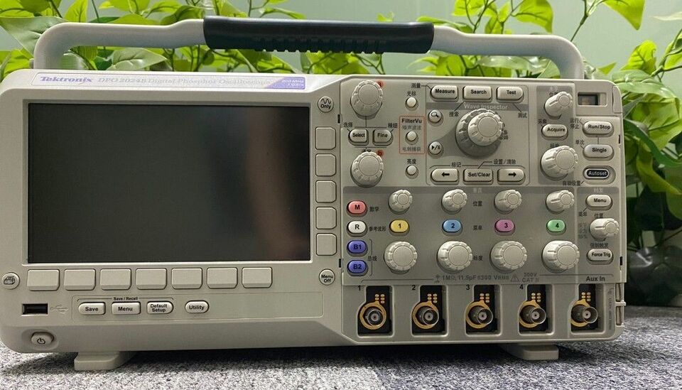 Tektronix DPO2024B Digital Oscilloscope 200 MHz 4 Channel - Measurement ...
